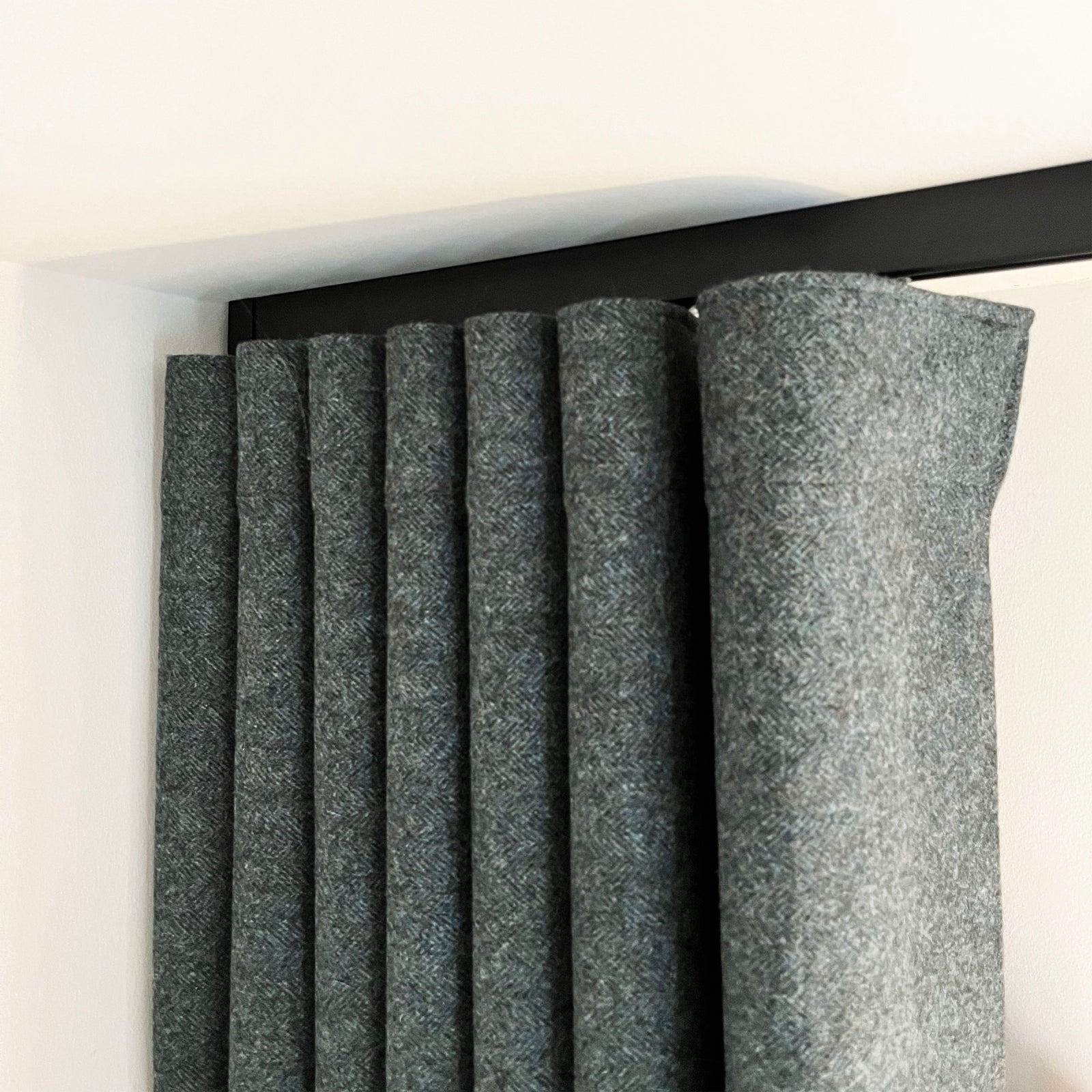 Bay Window Curtain Track with Cap finials - Ceiling Fix | LINEAR