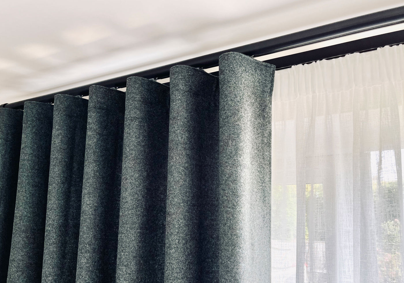Double curtain tracks | LINEAR